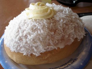 Getting Schooled on Epcot’s Norwegian School Bread (Skolebrød) | Disneyways