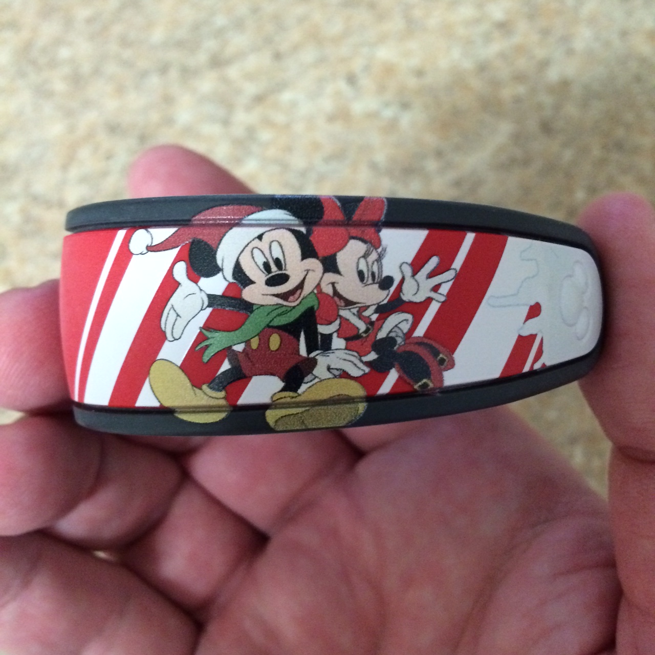 MagicBands in Colors and Characters ~ An Awesome Photo and Video Tour ...