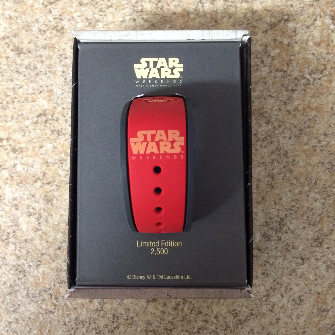 MagicBands in Colors and Characters ~ An Awesome Photo and Video Tour ...